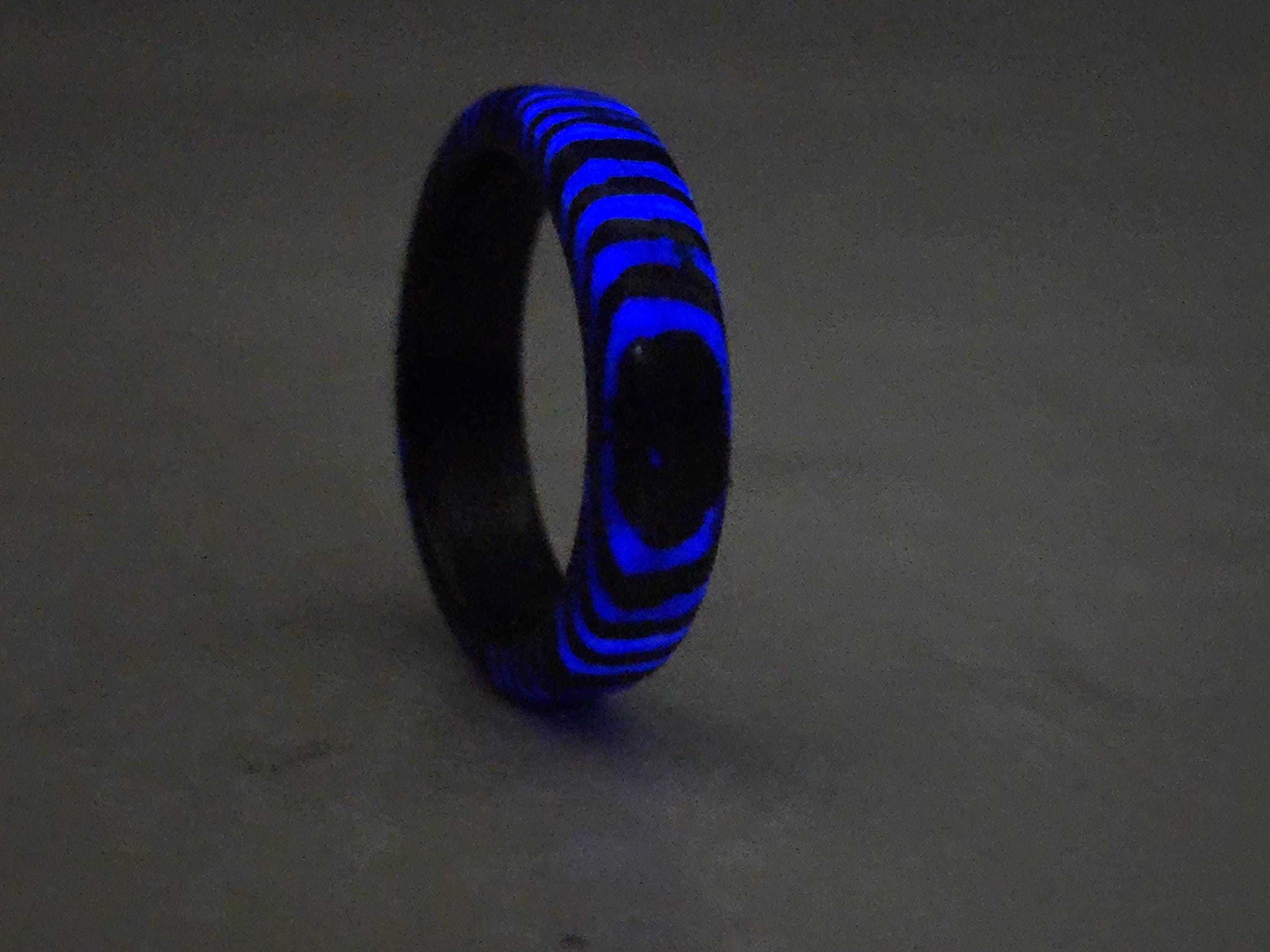 Carbon Fiber Purple Glow in the Dark, Men's Wedding Ring, Purple Glow ...