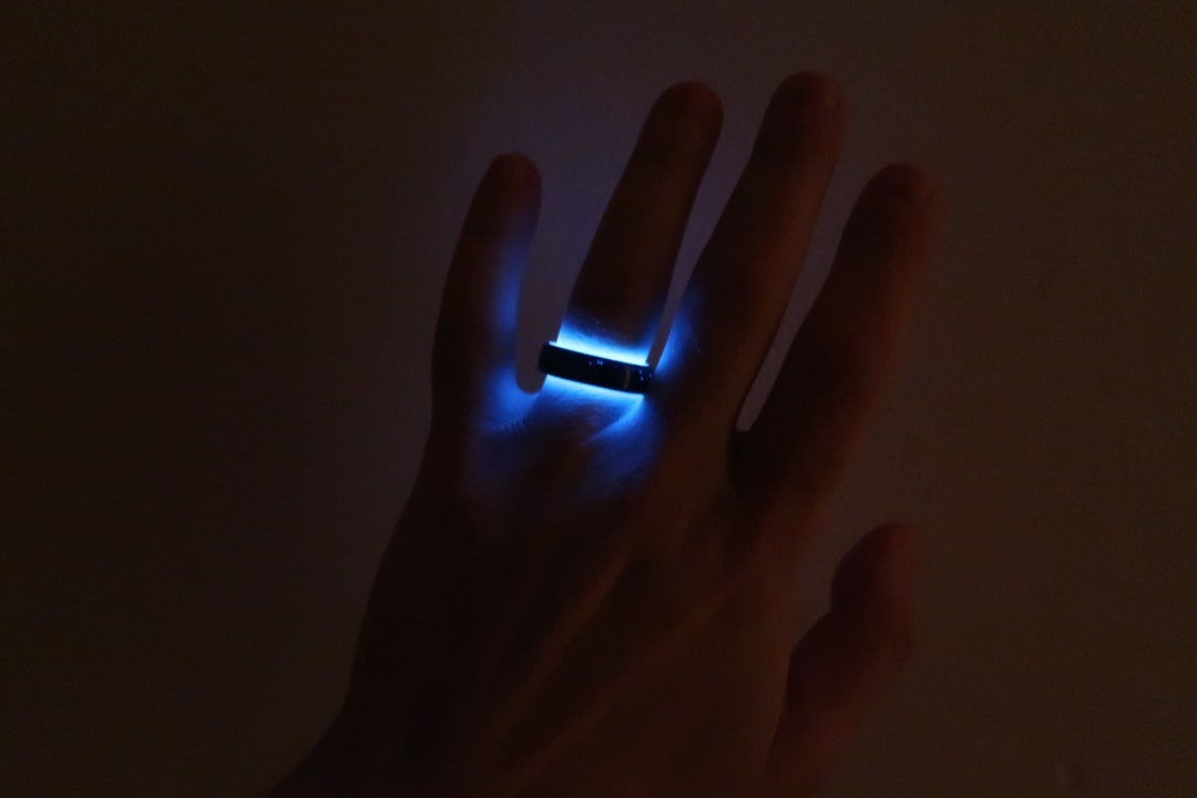 Carbon Fiber Glow in the Dark Ring,men's Wedding Ring,blue Glow Ring ...