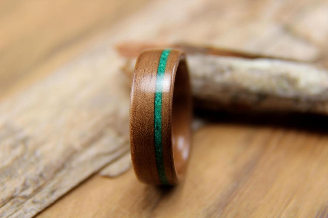 Walnut Wood Ring With Offset Malachite Inlay Handcrafted Bentwood Ring ...