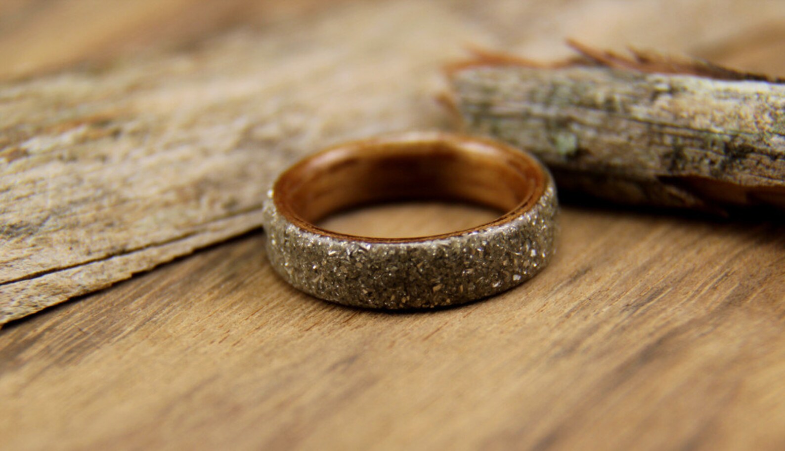Hawaiian Koa With Silver German Glass Glitter Overlay Bentwood Ring ...