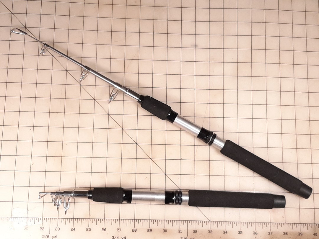 Pair of Vintage David Craft K-320 Telescoping Spinning Rods, 5'5" Light ...