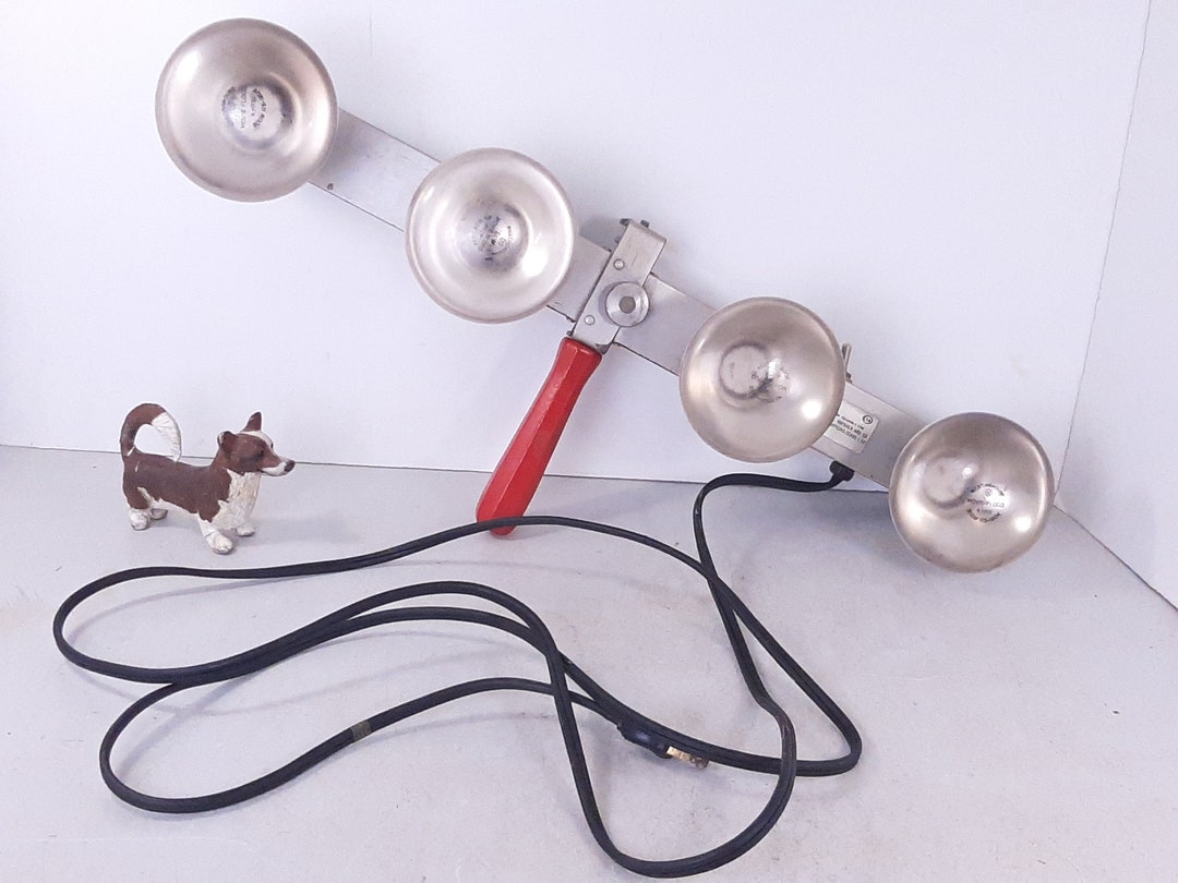 Vintage Sears & Roebuck Co and Simpson Sears Ltd Tower Movie Light With ...