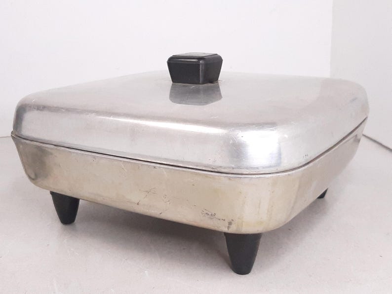 Vintage Hamilton Beach 10" Square Electric Frying Pan With Dome Lid and ...