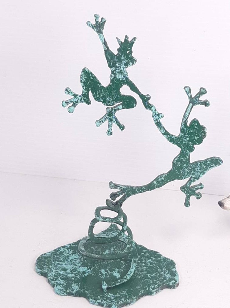 Metal Kinetic Sculpture of Dancing Frogs 10 Tall - Etsy