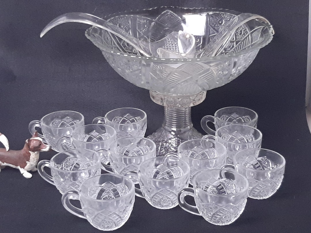 Vintage Thatcher Glass Mckee the Yorktown 14pc. Crystal Punch Set With ...