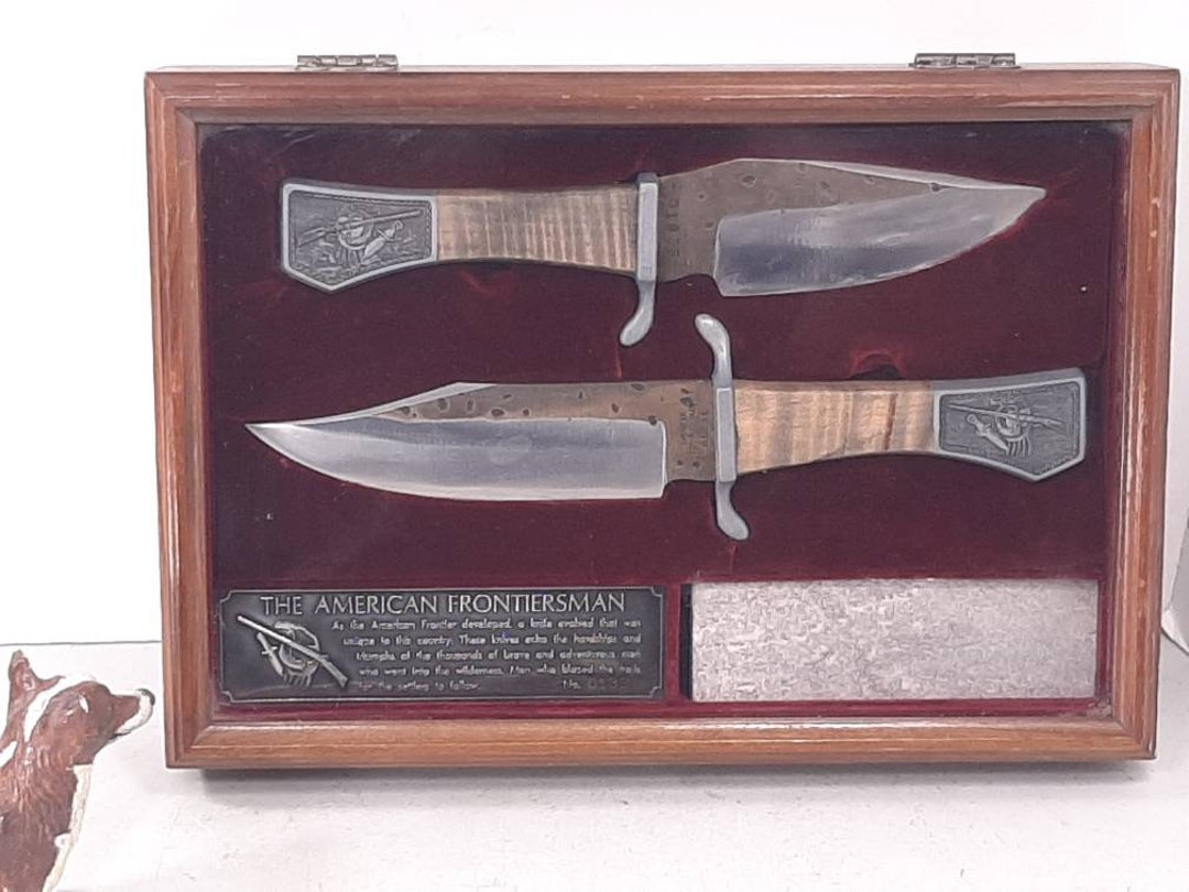 Vintage the American Frontiersman Knife Set in Locking Case, #0133S ...