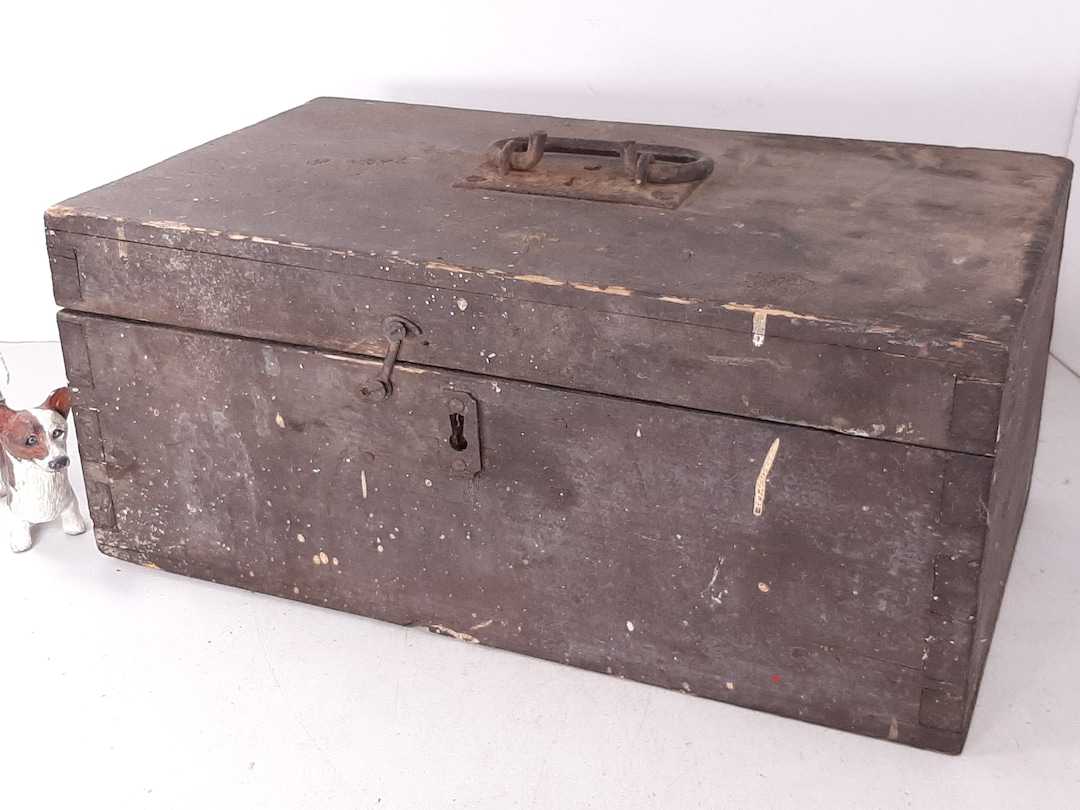 Antique Wooden Tool Box With Metal Handle, 16" X 9" X 7"h, Lots of ...