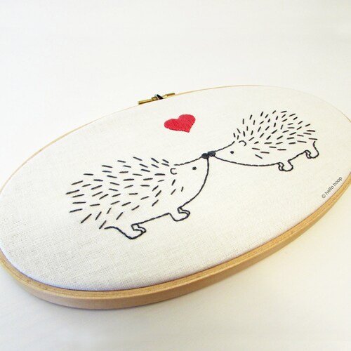 Hedgehog Hand Embroidery Pattern Valentine's Day PDF - Etsy