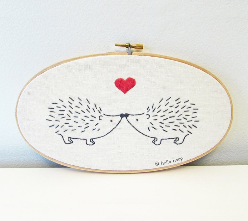Hedgehog Hand Embroidery Pattern Valentine's Day PDF - Etsy