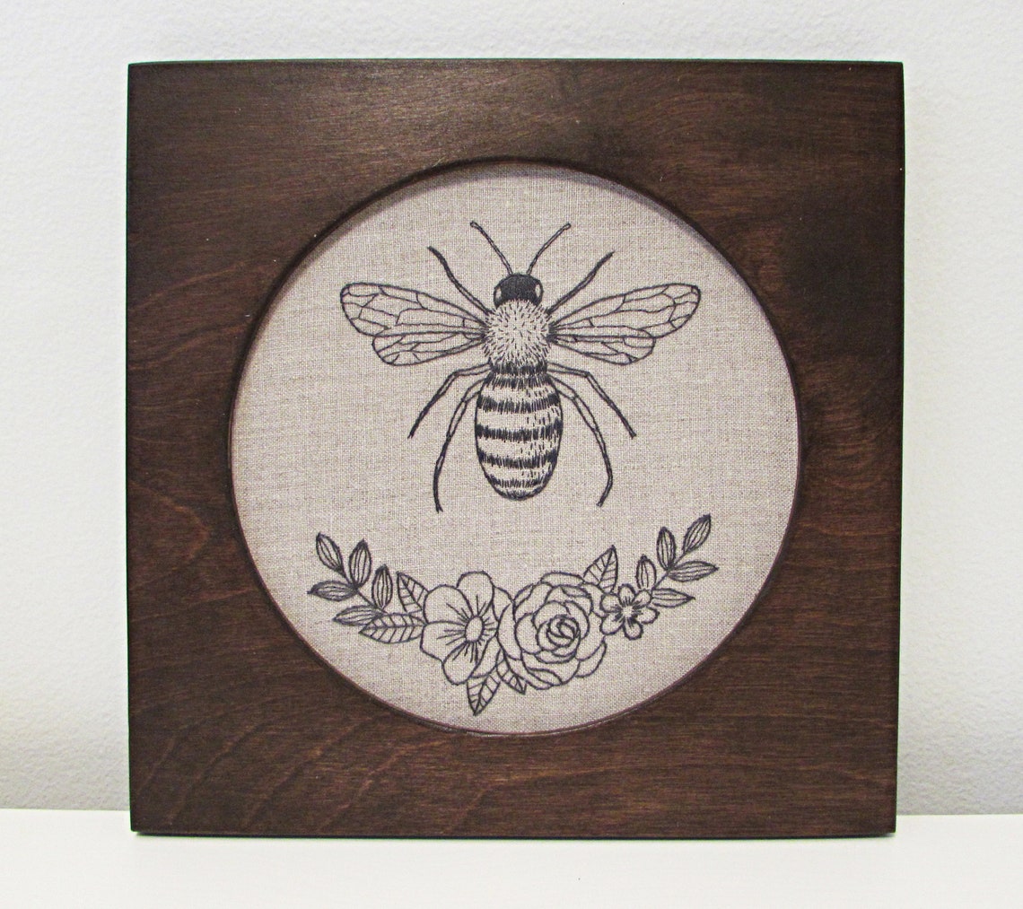 Honey Bee Hand Embroidery Pattern Monochrome Insect PDF - Etsy