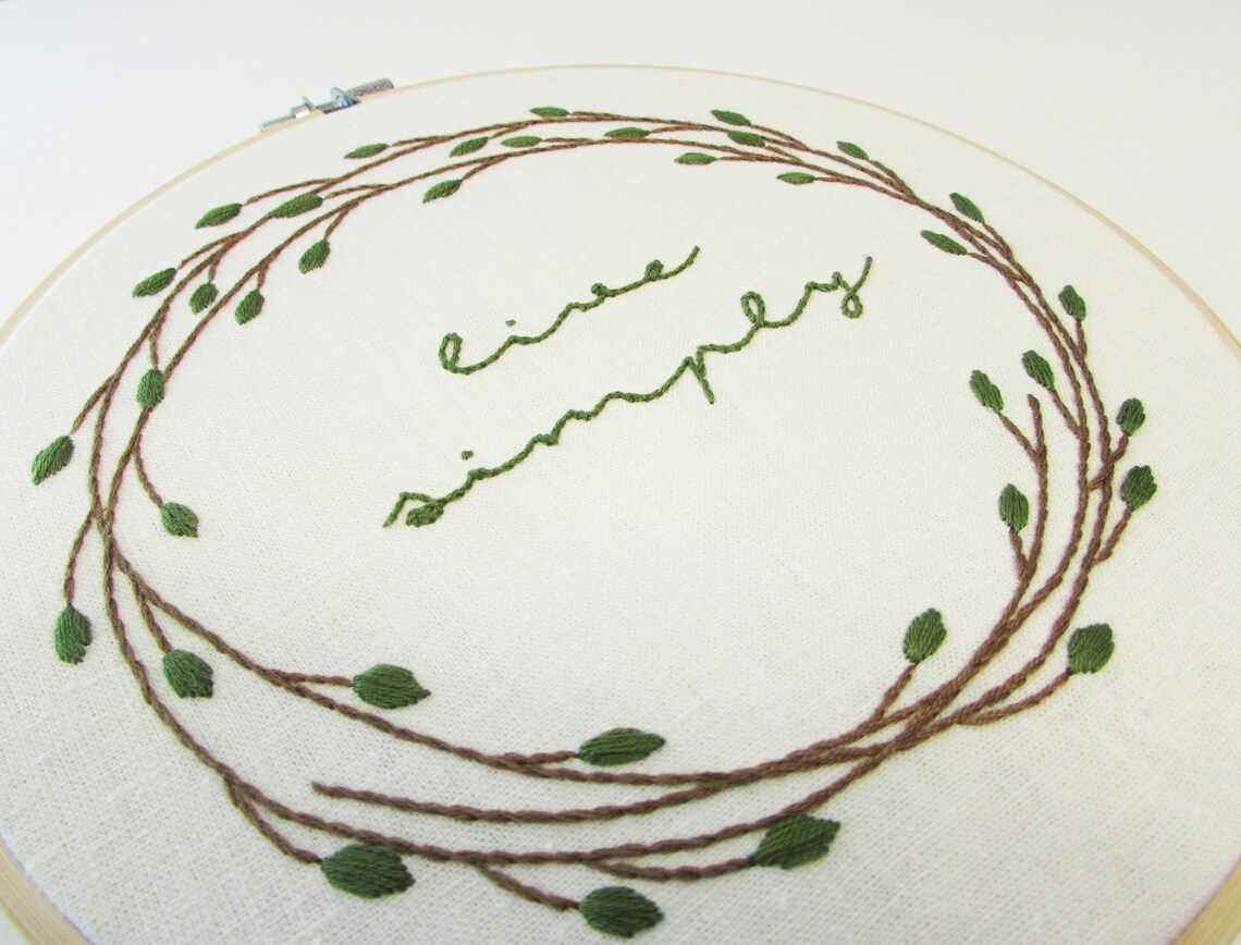 Live Simply Hand Embroidery Pattern - Floral Wreath - PDF - Instant ...