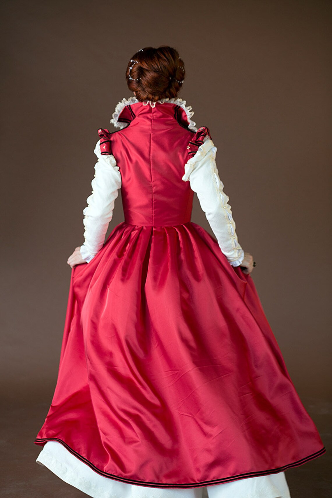 Red Renaissance Gown 16th Century Italian Dress Made to | Etsy