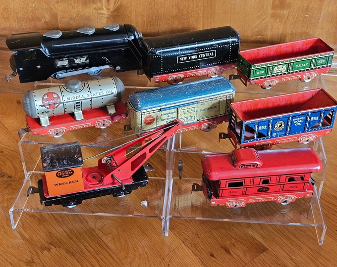 Marx Commodore Vanderbilt NY Central Train Set With Red and White Bases ...