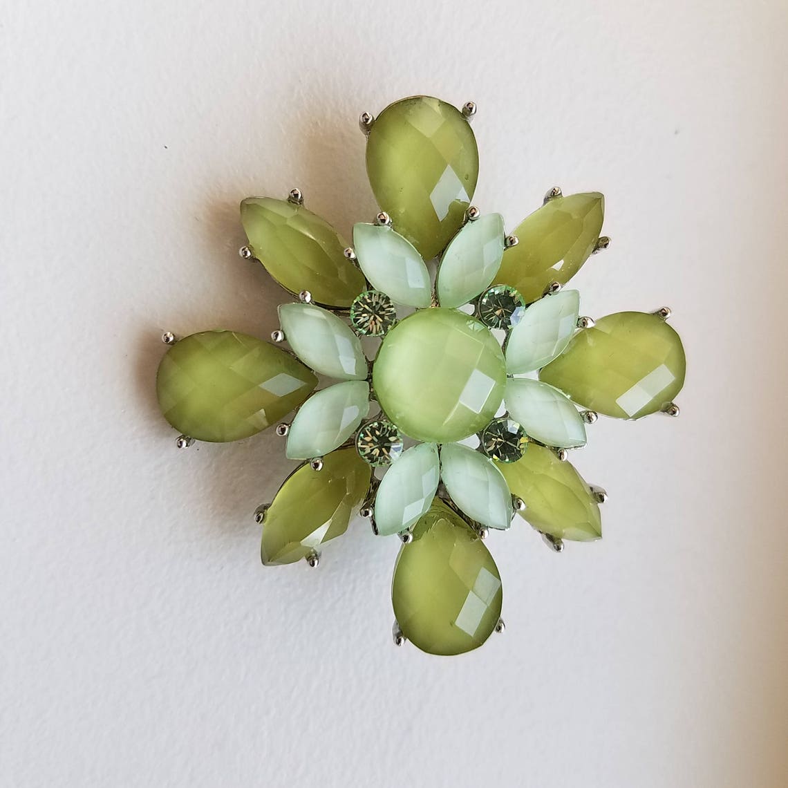 Green Faceted Flower Brooch - Etsy