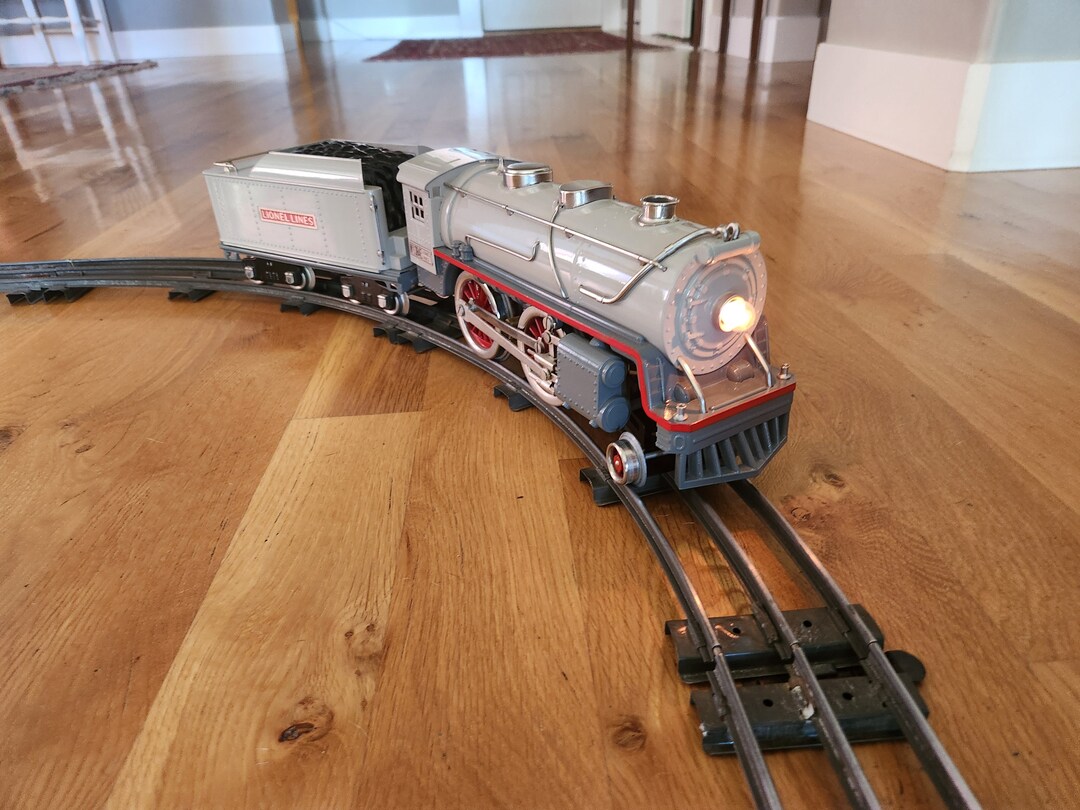 Lionel Classics Standard Gauge 384E Locomotive and Whistle Tender - Etsy