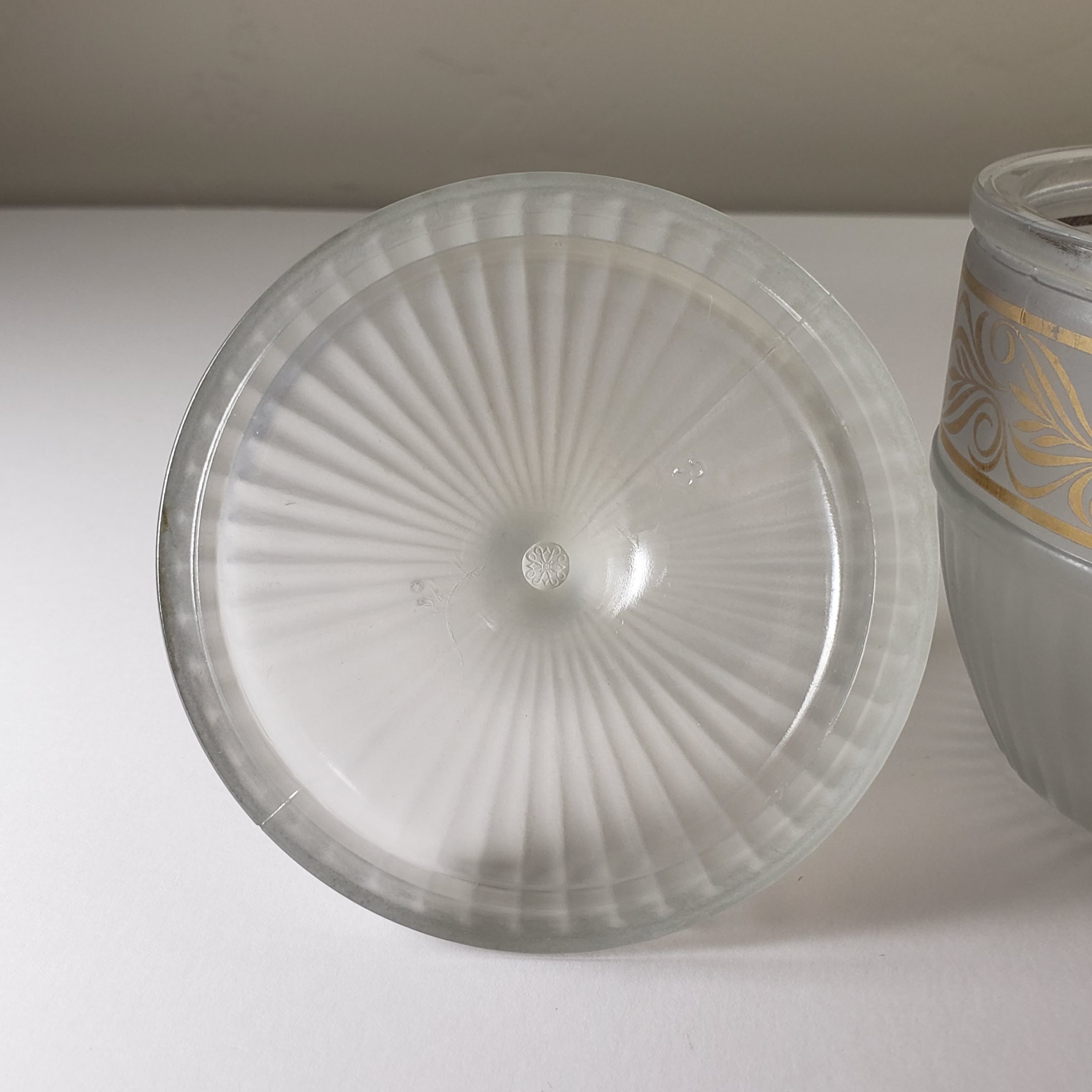 Lidded Jar for Candy Trinkets or Powder or Footed Jar - Etsy