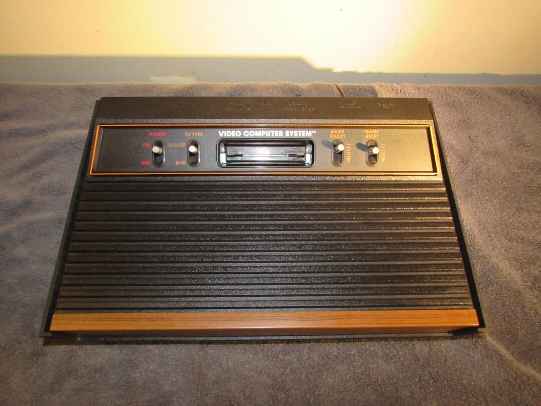 Atari 2600 4 Switch Woody in Great Shape. FREE SHIP - Etsy