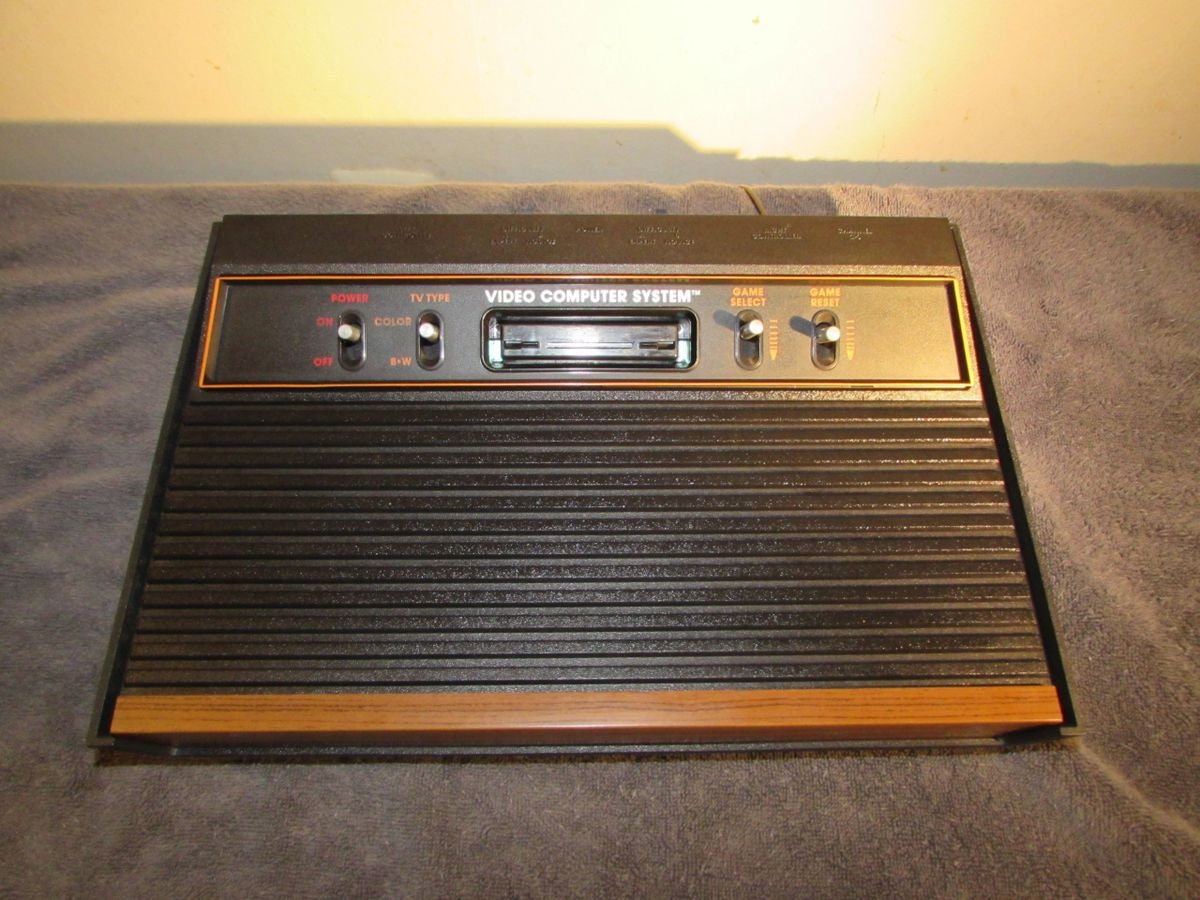 Atari 2600 4 Switch Woody in Great Shape. FREE SHIP - Etsy