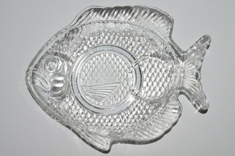 Vintage Glass Fish Luncheon Dishes Arcoroc France Poisson - Etsy