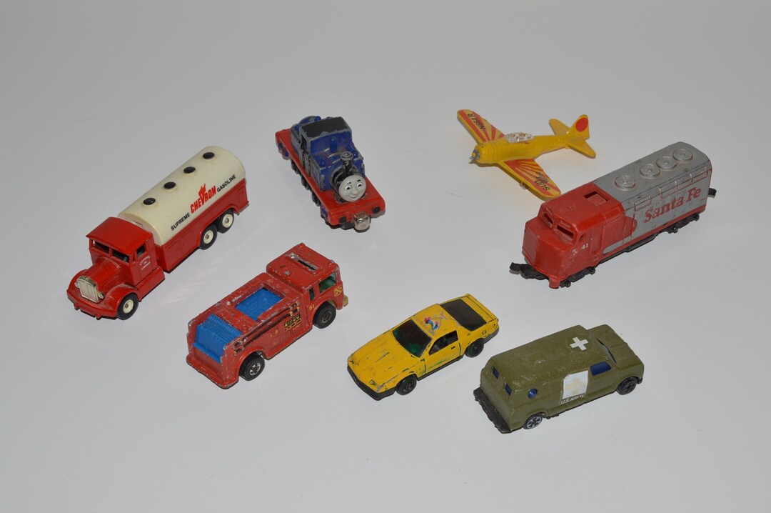 Lot of 7 Die Cast Cars and Plane Metal Toy Figurines, Thomas Train ...