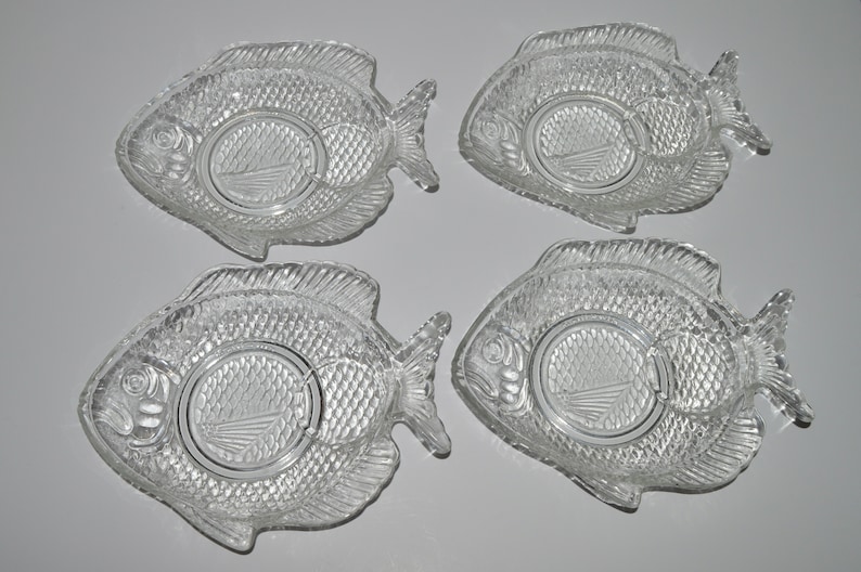 Vintage Glass Fish Luncheon Dishes Arcoroc France Poisson - Etsy