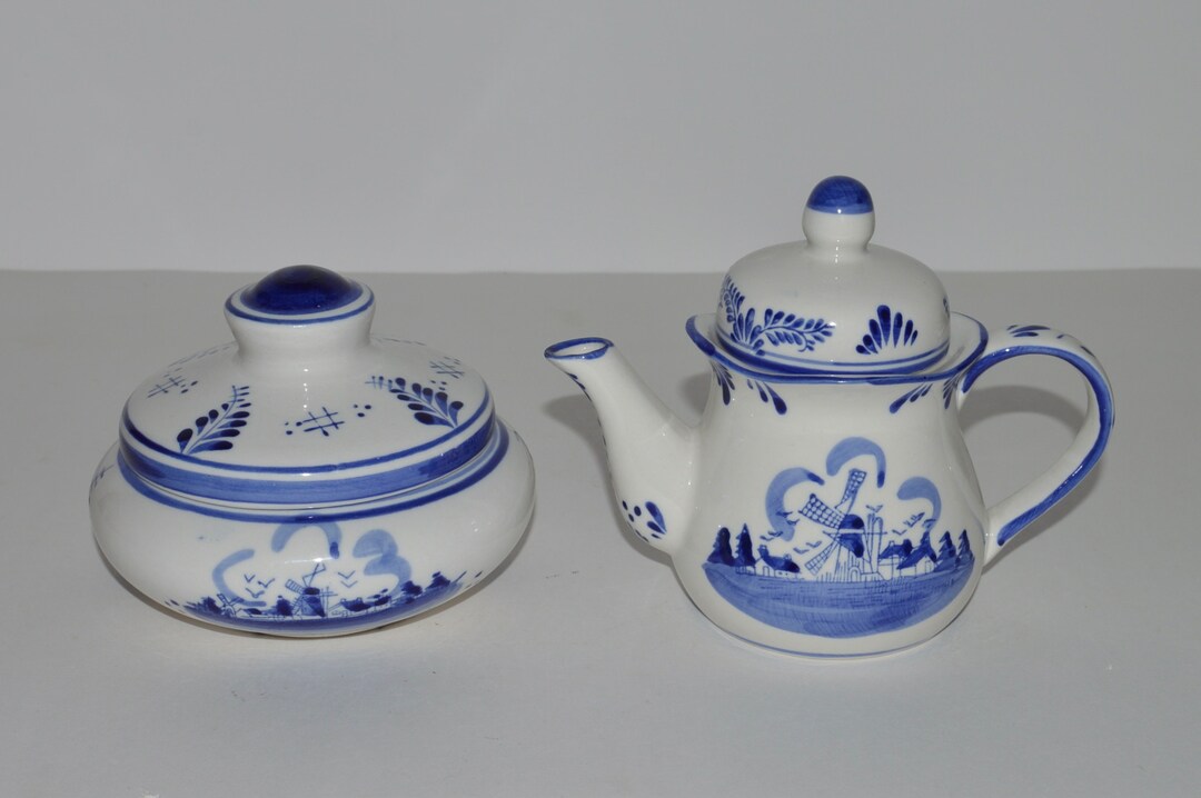 Vintage Delft Cream and Sugar Set, Vero Delft Blue and White 4 Piece ...