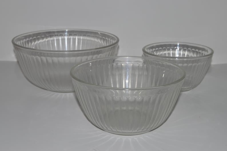 Pyrex Mixing Bowl Set, Pyrex Clear Ribbed Glass Nesting Bowls, Set of 3 ...
