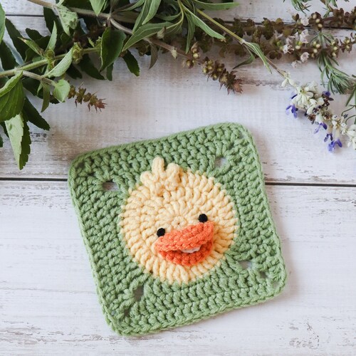 Crochet Duck Square Pattern // Duck Granny Square Motif // - Etsy