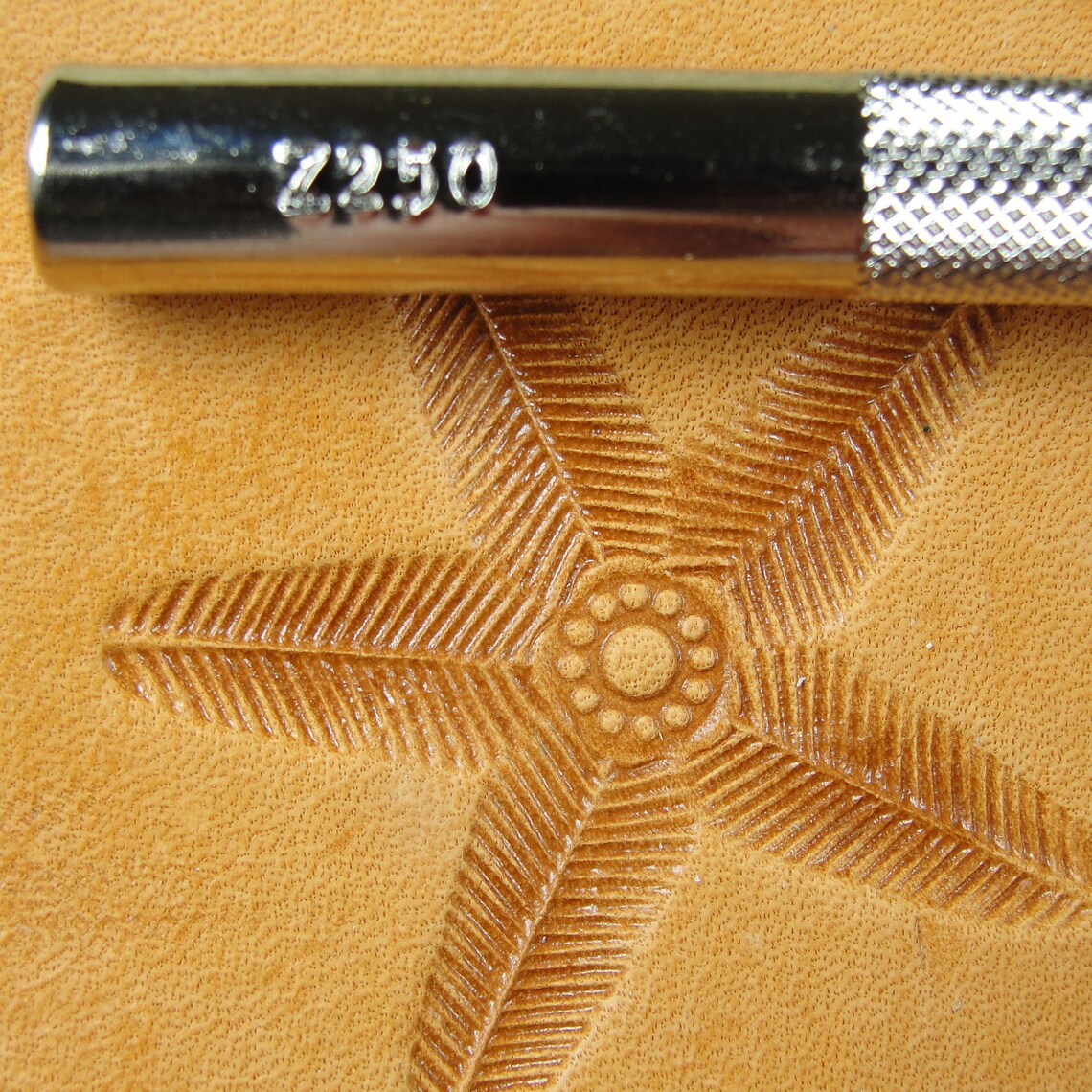 Leather Stamping Tool Z250 Feathered Figure Carving Stamp - Etsy