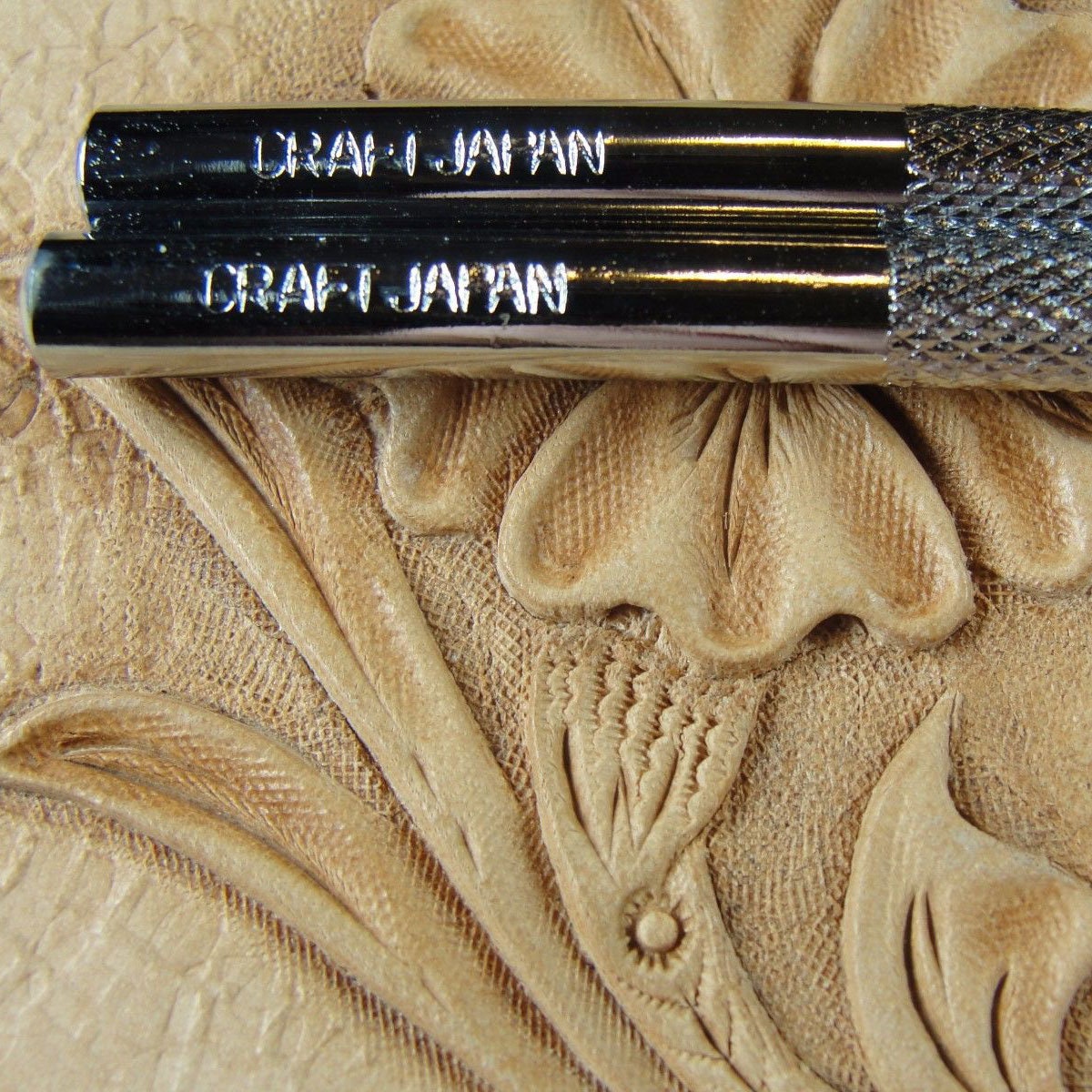 Steel Craft Japan - Fine Checkered Background Stamp Set (2 Leather ...