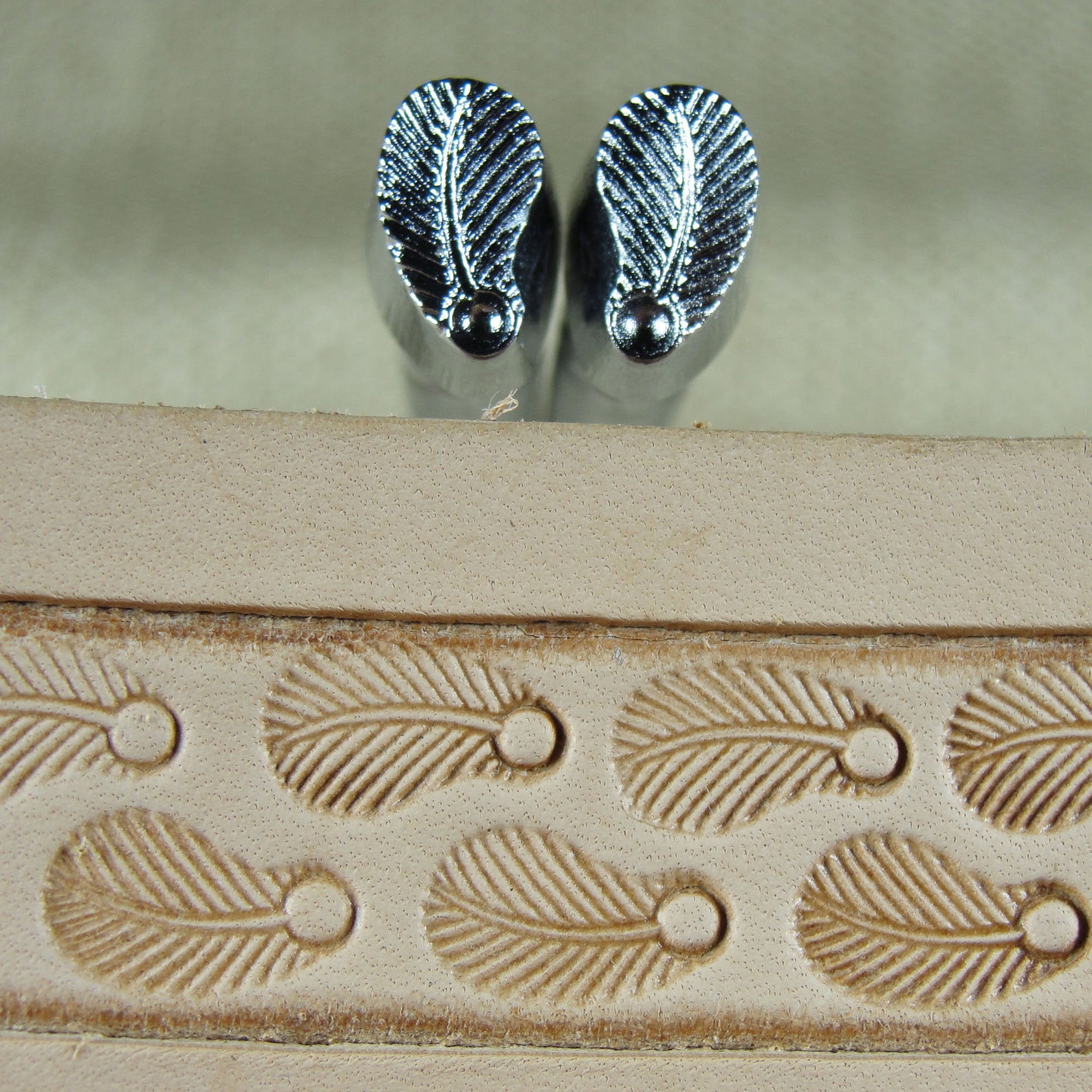 Japan Select - #O75/O76 Curved Sunburst Stamp Set (2 Leather Stamping ...