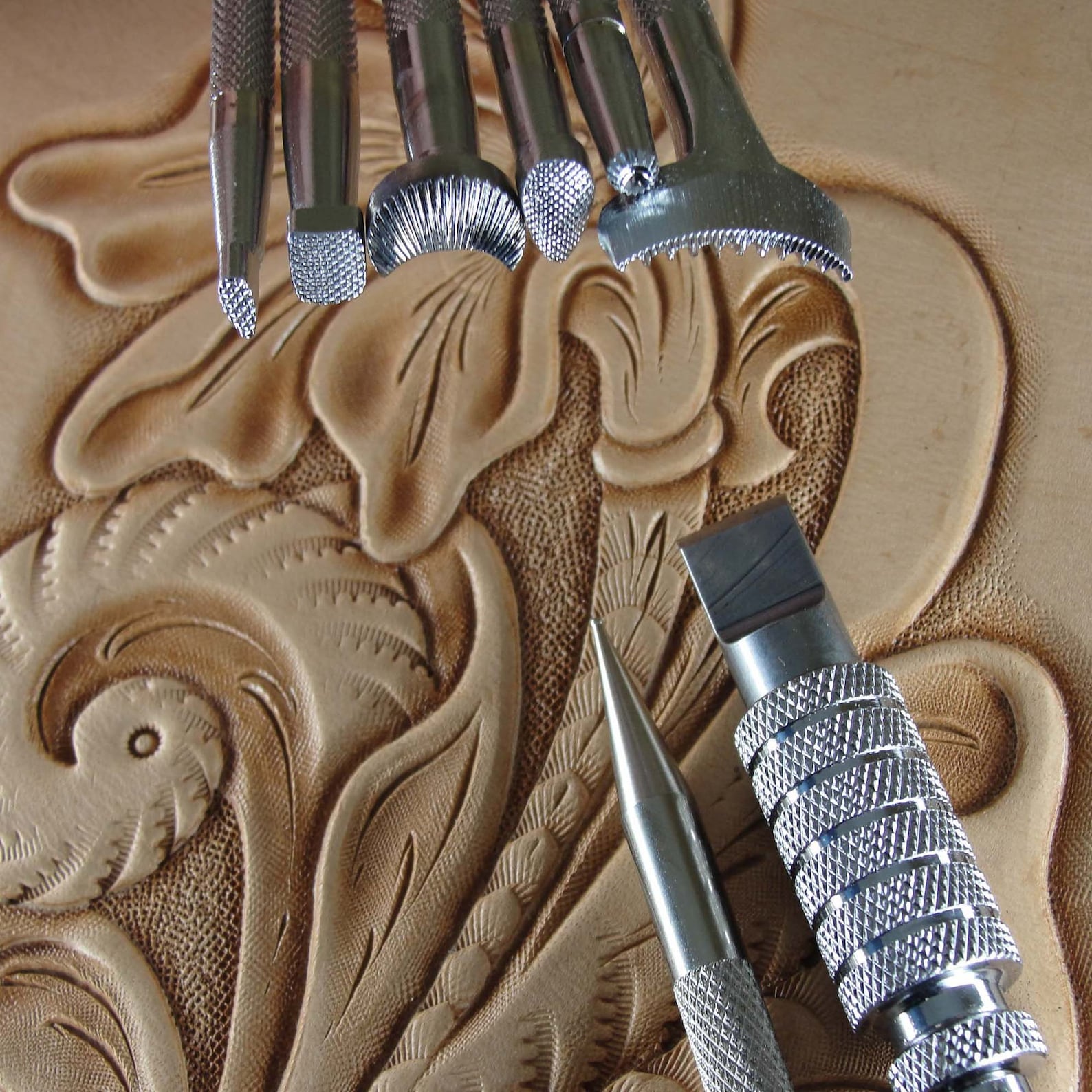 Basic Leather Stamping & Carving Set - 6 Leathercraft Stamping Tools, 1 ...