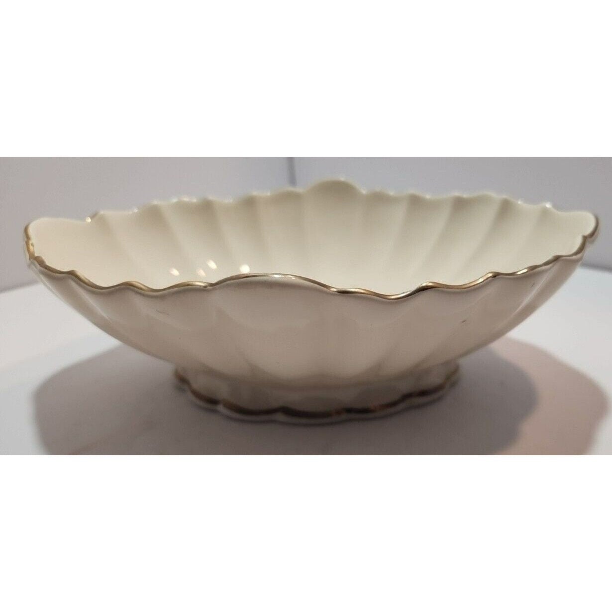 Vtg Teleflora Scalloped Ribbed Shell Gold Rim Footed Bowl Made in Japan ...