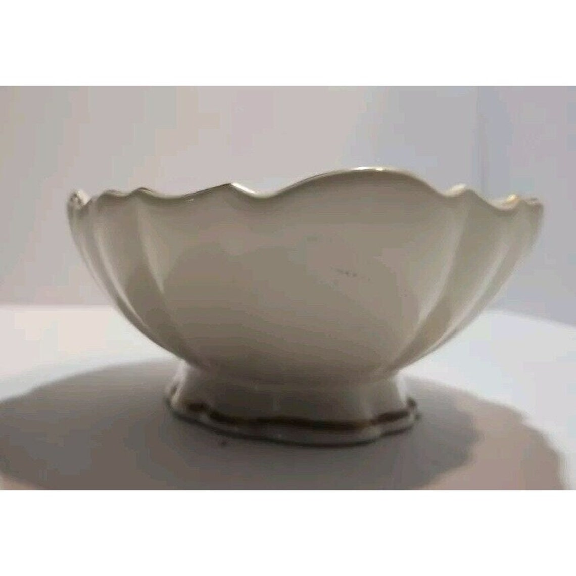 Vtg Teleflora Scalloped Ribbed Shell Gold Rim Footed Bowl Made in Japan ...