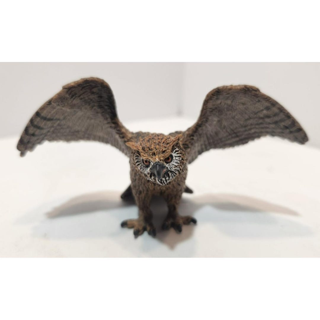 Schleich 2011 Brown Owl Detailed Wings Resin Figurine Toy #14739 ...