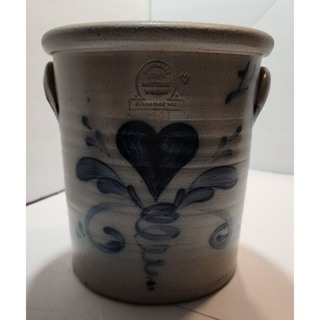 Vtg Rowe Pottery Works Crock W/ Blue Heart Ear Handles 9 Tall by 8.5 ...