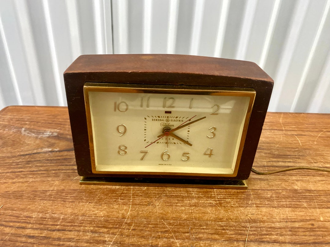 Vintage G.E Telechron Alarm Clock Wood Case - Etsy