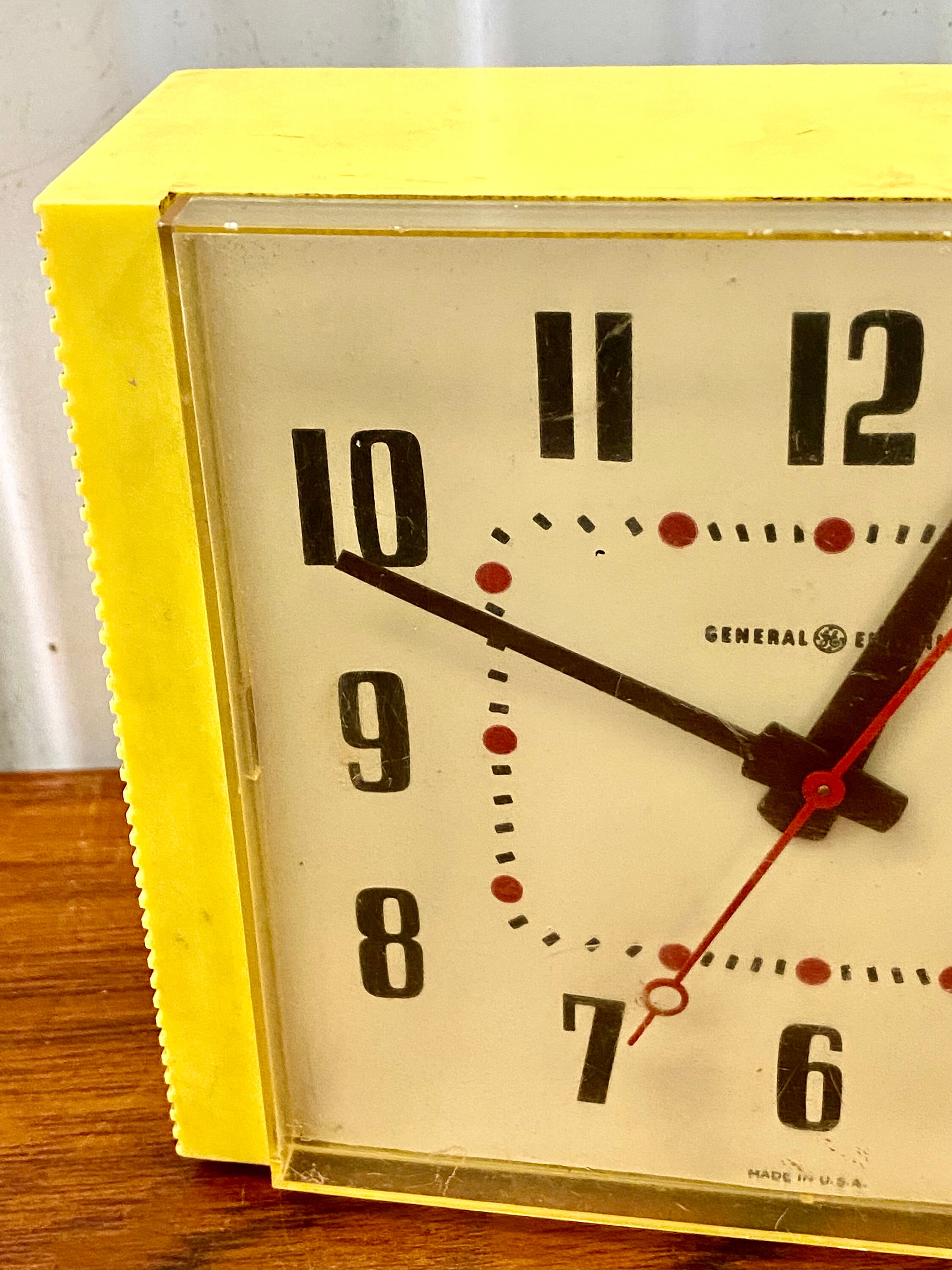 Vintage G.E Model 2H38 Yellow Electrical Wall Kitchen Clock | Etsy