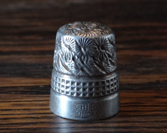 Vintage Charles Horner Dorcas Thimble Size 6 - Etsy