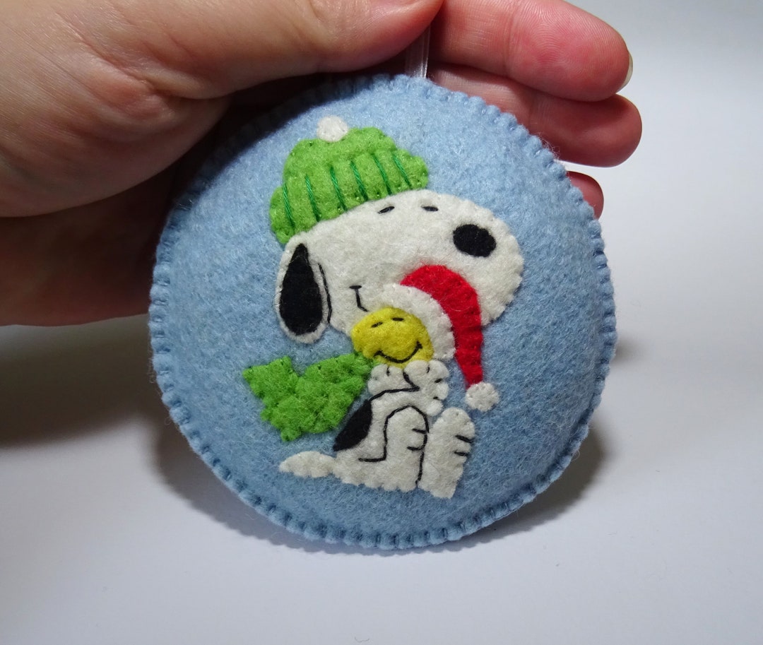 Snoopy Christmas WOOL Felt Snoopy and Woodstock Holiday - Etsy