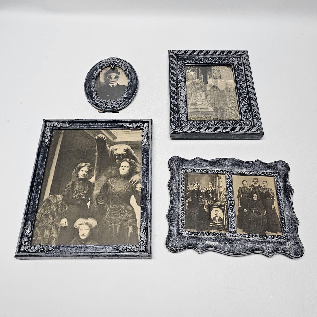 Set of 4 Haunting Halloween Frames With Eerie Halloween Pictures Décor ...
