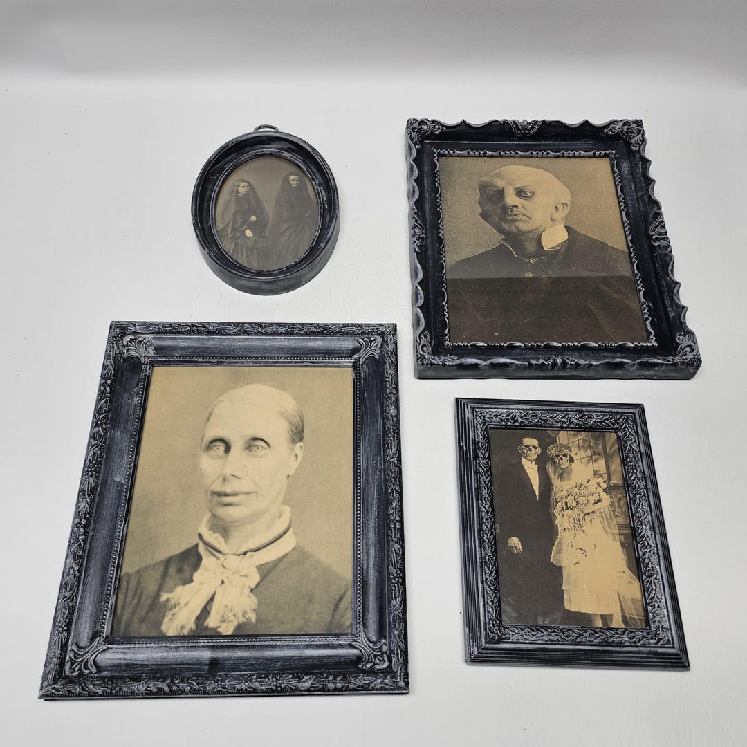 Set of 4 Haunting Halloween Frames With Eerie Halloween Pictures Décor ...