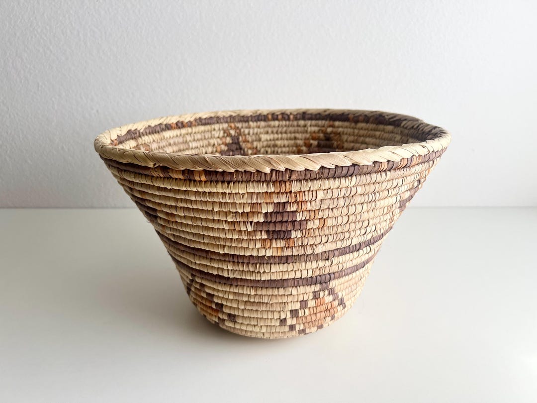 VINTAGE Native American Woven Vessel Basket . Southwestern Decor ...