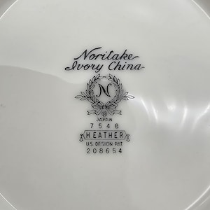 Noritake Heather 40-piece China Set, Set for 8, Vintage Floral Pattern ...