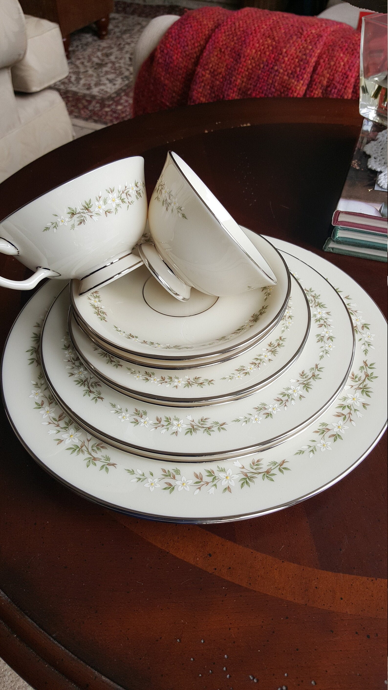 Set for 8 Lenox Brookdale 40 Piece Fine China Set White Yellow Flowers ...