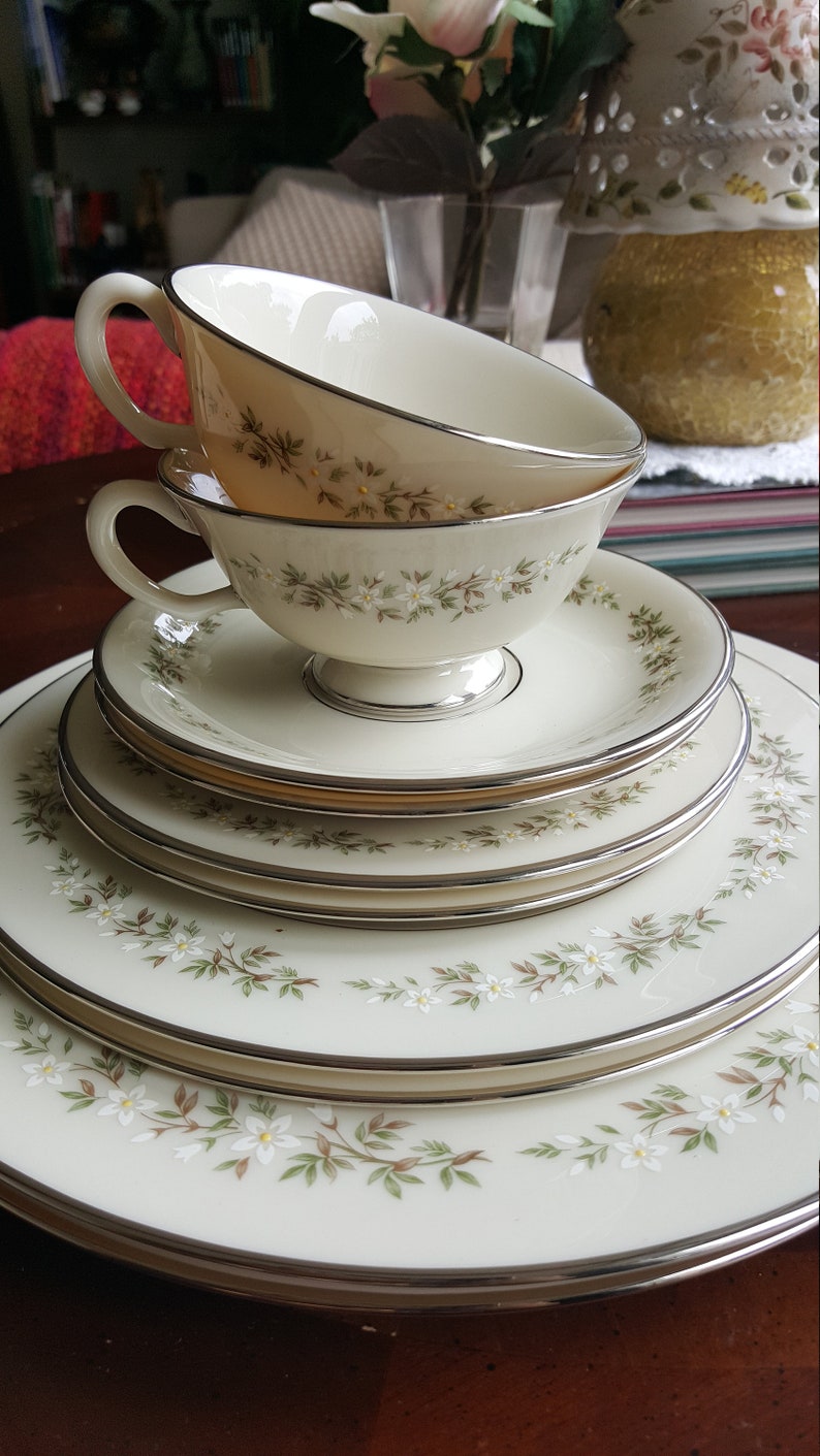 Set for 8 Lenox Brookdale 40 Piece Fine China Set White - Etsy