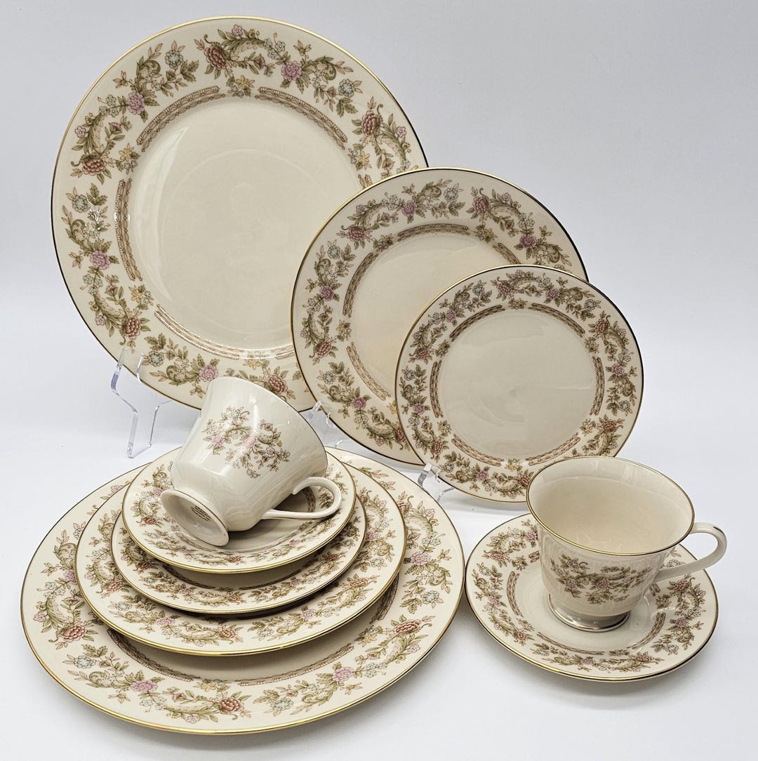 Lenox Helmsley | Service for 2 | Fine China Set | Floral Elements and ...