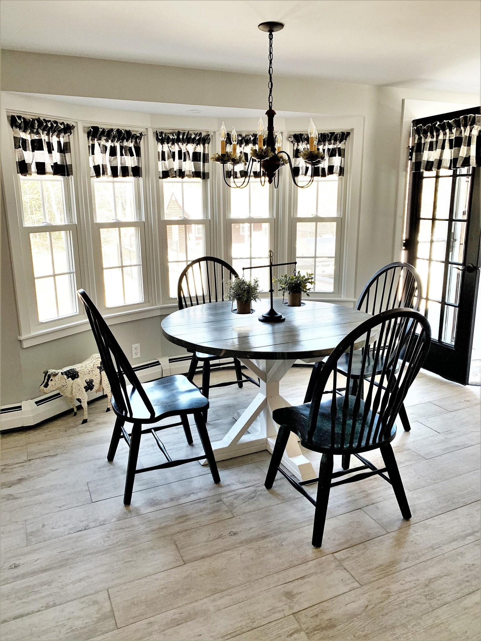 Round Farmhouse Dining Table Round Table Round Dining Table - Etsy