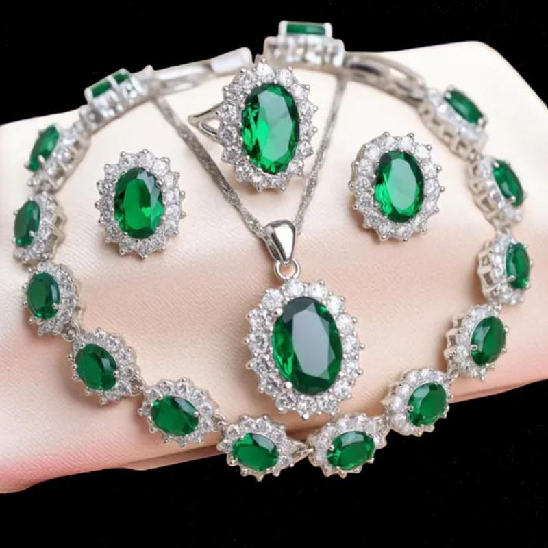 Emerald Royal Jewellery - Etsy