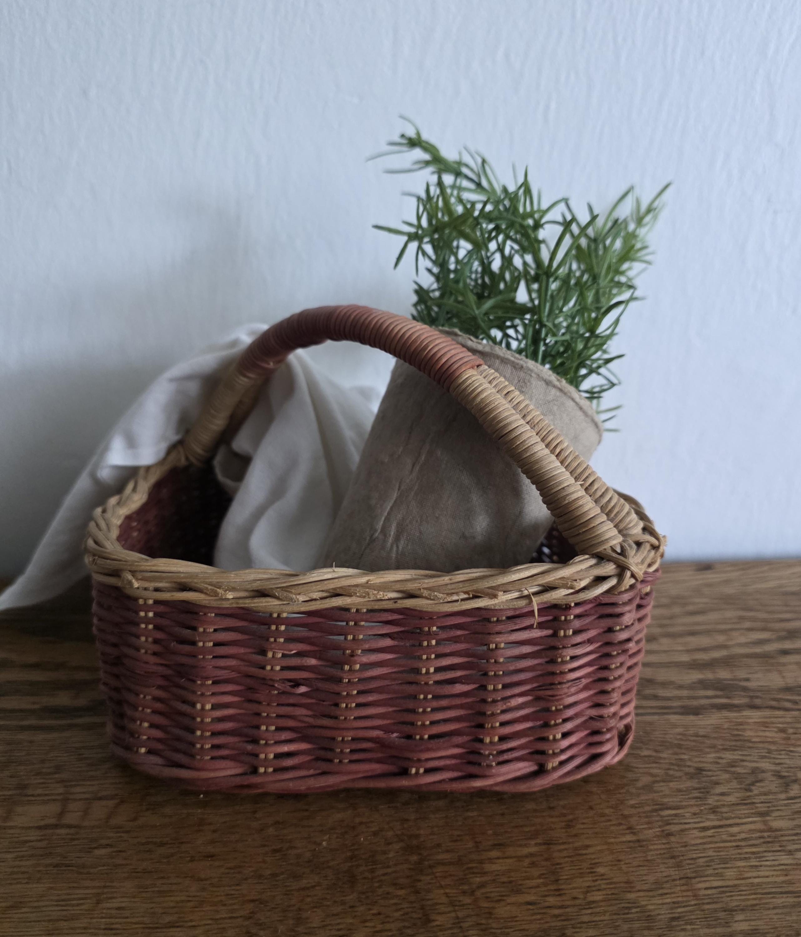 Vintage Country Cottage Farmhouse Style Woven Wicker Handled Small ...